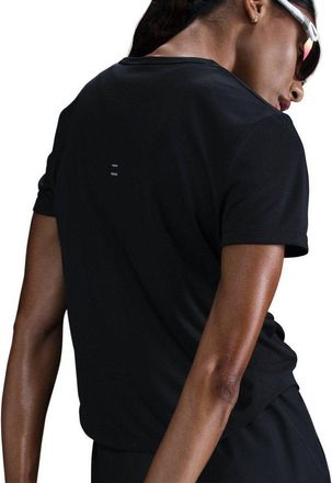 Nike T-Shirt W NK TEMPO DF SS TOP enger Schnitt an der Taille, sportliche Optik, f&uuml;r Laufen