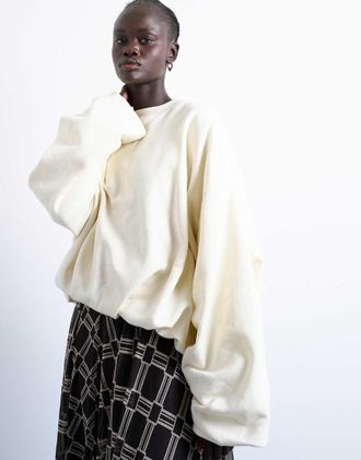 Topshop Sweat &agrave; ourlet boule - &Eacute;cru-Blanc