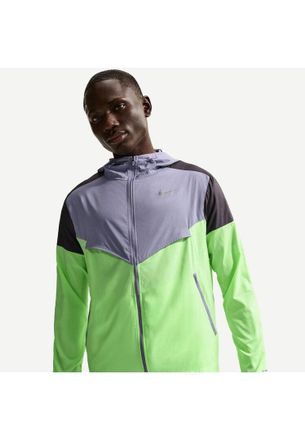Nike Herren Laufjacke IMPOSSIBLY LIGHT WINDRUNNER