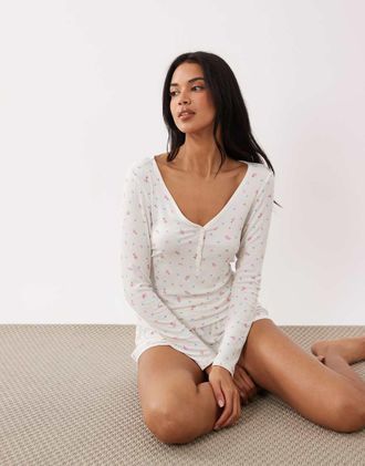 Boux Avenue Lang&auml;rmliges Set aus geripptem Modal mit Herz- und Blumenmuster-Mehrfarbig