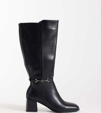 Simmi London Simmi London Romee kniehohe Stiefel in Weite Passform mit Horsebit-Detail in Schwarz