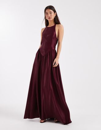 Asos Robe longue satinée à encolure bateau et coutures apparentes - Prune-Violet