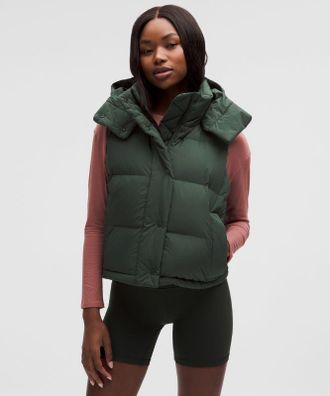 lululemon Crop-Pufferweste mit F&uuml;llkraft 600 f&uuml;r Frauen - Gr&ouml;&szlig;e 10 in Rainforest Green/Green Dream