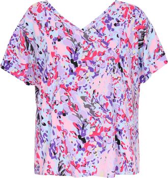 Usha T-Shirt Fashion Look