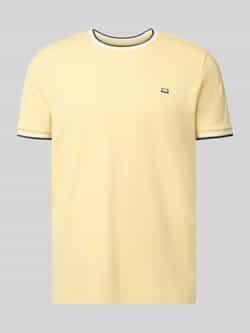 Christian Berg T-Shirt mit Kontraststreifen und Rundhalsausschnitt