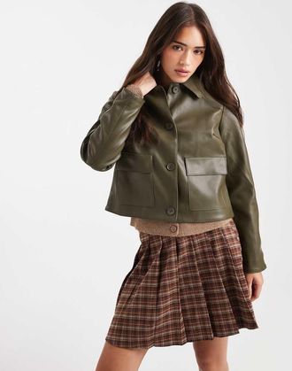 New Look PU-Jacke in Khaki mit aufgesetzter Tasche-Grün