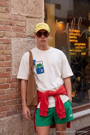 Trendyol MAN Herren Ecru Tropisch Kurz Oversize T-Shirts