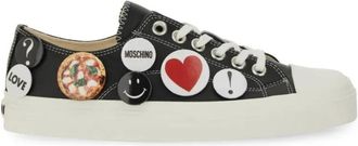 Moschino Low-Top Sneaker - Black Leather Sneakers With Playful Pins - Gr. 37 (EU) - in Schwarz - für Damen