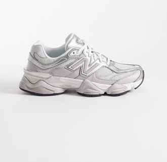 New Balance 9060 - Hellgraue Sneaker
