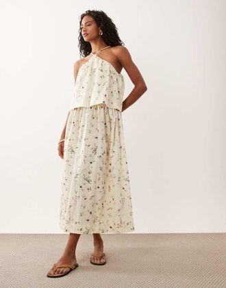 Asos Robe longue dos nu double &eacute;paisseur &agrave; imprim&eacute; petites fleurs effet tachet&eacute;-multicolore