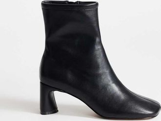 Topshop Kenna Stiefelette mit Blockabsatz in Schwarz