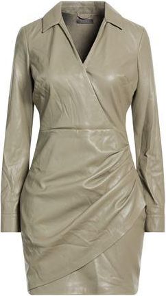 Guess ROBES - Robes courtes sur YOOX.COM