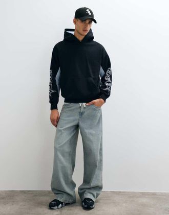 HUF schwerer Galaxy-Kapuzenpullover in Schwarz