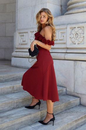 Lipsy Midikleid Lipsy ausgestelltes Bardot-Midikleid, Petite (1-tlg)