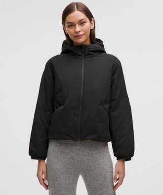 lululemon Veste &agrave; capuche isol&eacute;e r&eacute;sistante &agrave; leau pour Femmes - Taille XL