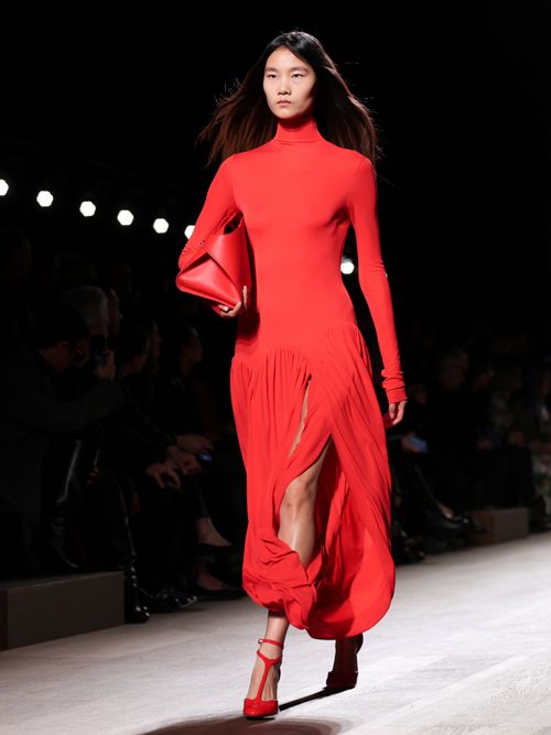 Catwalk Look vom Ferragamo Runway Fall Winter 2024/2025.