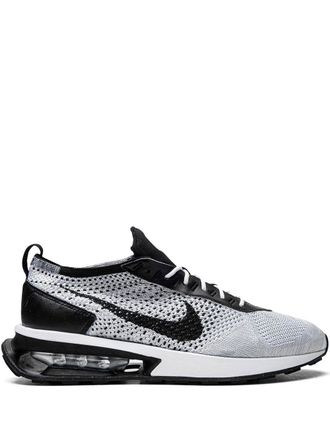 Nike Air Max Flyknit Racer Sneakers - Grau