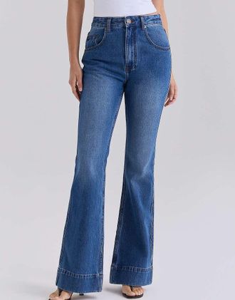 House of CB ausgestellte Jeans mit mittlerer Waschung und hohem Bund-Blau