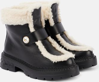 Jimmy Choo London Ankle Boots Shea aus Leder mit Shearling