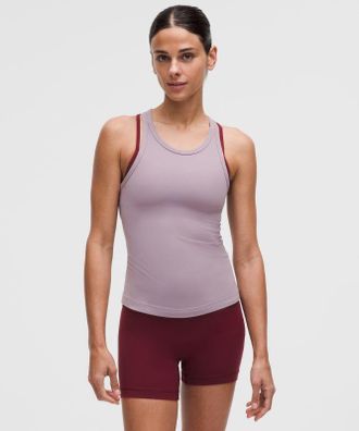 lululemon Align Racerback-Tanktop in Taillenl&auml;nge f&uuml;r Frauen - Gr&ouml;&szlig;e 10 in Lotus Lavender