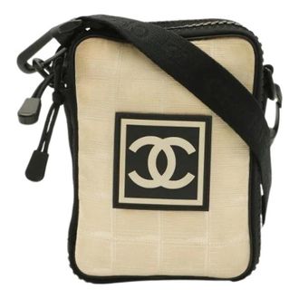 Chanel Pre-owned New Travel Line Nylon 2way Shoulder Bag - Femme - Pre-owned - Beige - Taille: ONE Size