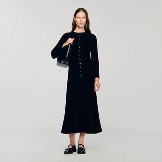 Sandro Langes Kleid aus Strukturstrick