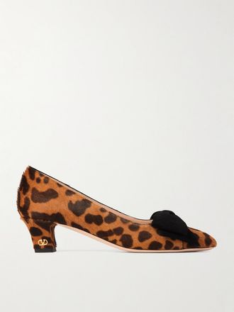 Valentino Garavani Bowow 25 Pumps Aus Kalbshaar Mit Leopardenprint Und Velourslederbesatz - Animal-Print