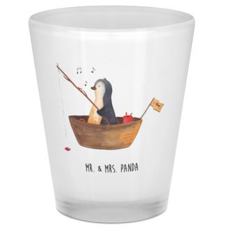 Mr. & Mrs. Panda Schnapsglas Pinguin Angelboot - Geschenk, Lik&ouml;r Gl&auml;ser, Optimistisch, Lustige Schnapsgl&auml;ser, Angeln, Boot, Lik&ouml;rgl&auml;ser, Shotgl&auml;ser, Genie&szlig;en, Shot Gla