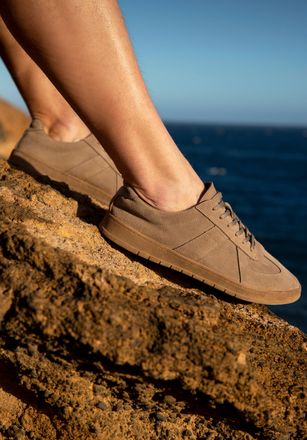 Wittchen Herren-Sneaker aus Wildleder, dunkelbeige