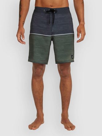 O'Neill Hyperfreak Mysto Block Scallop 19 Boardshorts dark olive mysto block