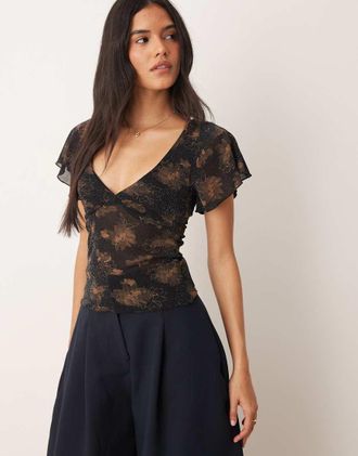 Motel Mayari - Flie&szlig;endes Oberteil in Schwarz-Bronze