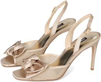 Nine West Gergia pour femme, Satin naturel clair 110, 37.5 EU