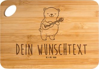 Mr. & Mrs. Panda Personalisiertes Schneidebrett B&auml;r Gitarre - Personalisierte Geschenke, Lagerfeuer, Selbst Gestalten, Fr&uuml;hst&uuml;cksbrett, Holzbrett, Holzbrettchen, Ensem