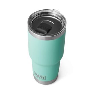 Yeti Rambler Tumbler, vakuumisolierter Edelstahlbecher mit Magslider-Deckel, Meeresschaum, 887 ml