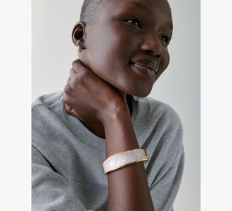 Kate Spade New York Kate Spade Bold Armreif f&uuml;r Frauen in Creme Mehrfarbig