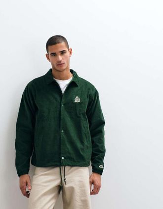 Nike Club NCC veste coach en velours c&ocirc;tel&eacute; verte