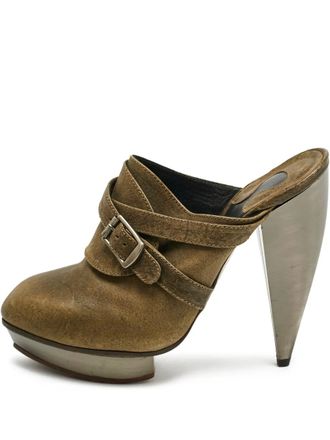 Chlo&eacute; mules en cuir &agrave; boucle - Vert