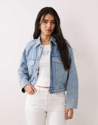 Calvin Klein Jeans Veste en jean coupe carr&eacute;e - Bleu d&eacute;lav&eacute;