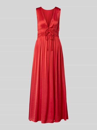 Mbym Maxikleid mit tiefem V-Ausschnitt Modell Marja
