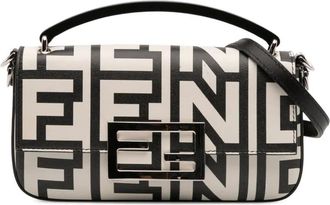 Fendi sac à bandoulière Marc Jacobs Vitello King Logo Print Baguette (2000-2010) - Blanc