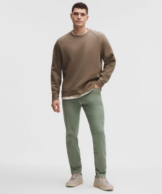 lululemon ABC Hose im Slim Fit mit 5 Taschen Warpstreme f&uuml;r M&auml;nner - 81 cm - Gr&ouml;&szlig;e 28 in Willow Leaf