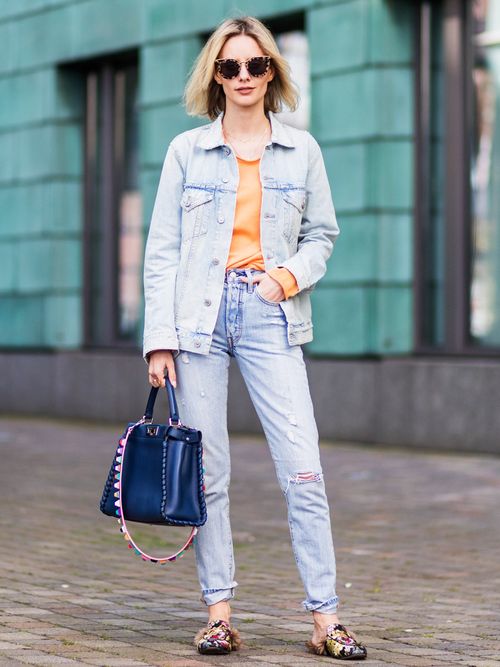 Lisa Hahnbueck mocassins et jean sac Fendi