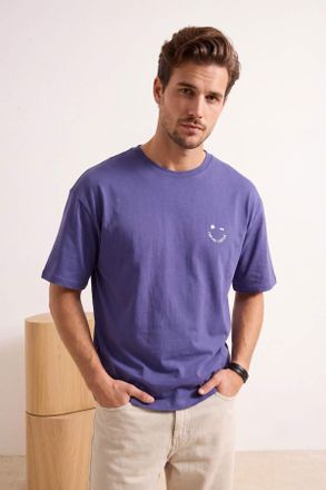 Trendyol MAN Herren Lila Slogan Kurz Oversize T-Shirts