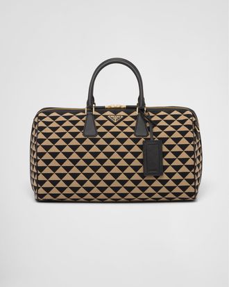 Prada Symbole Reisetasche aus besticktem Stoff