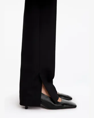 Arket Lederpumps Mit Eckiger Spitze -Schwarz