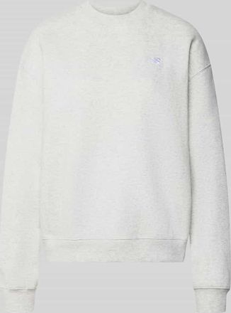 New Balance Sweatshirt mit Rundhalsausschnitt