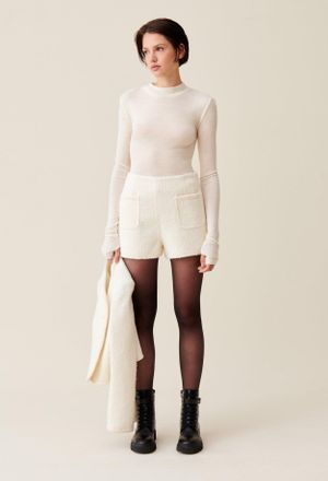 Claudie Pierlot Elfenbeinfarbene Shorts aus Tweed