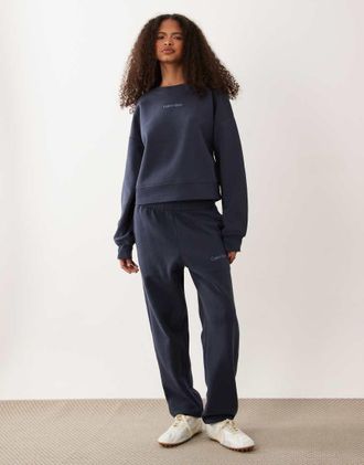 Calvin Klein Jeans Calvin Klein Jogger-Kombiteil aus French Terry mit angerauter Oberfl&auml;che in Mitternachtsblau