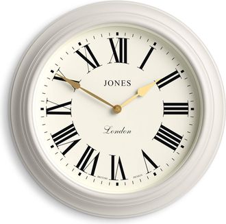 Jones Clocks Supper Club wanduhr | Große Klassische runde Uhr | 40 cm | Sehr Blasses Grau | Römische Ziffern | Traditionelles Design ideal für küche oder Wohnzimme