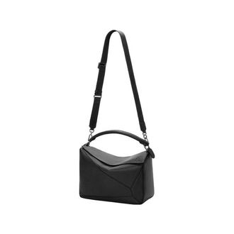 Loewe Grand sac Puzzle en cuir de veau souple grain&eacute;